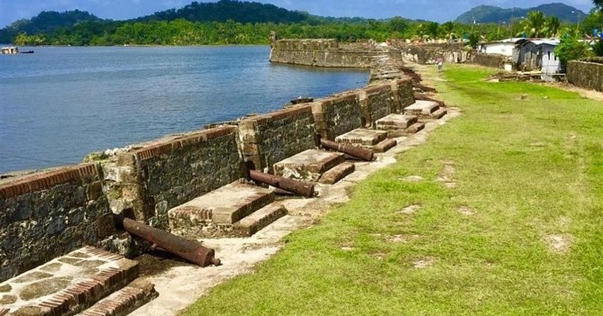 Tour en Tren y Descubre Las Fortalezas Españolas en Colon , Portobelo ...